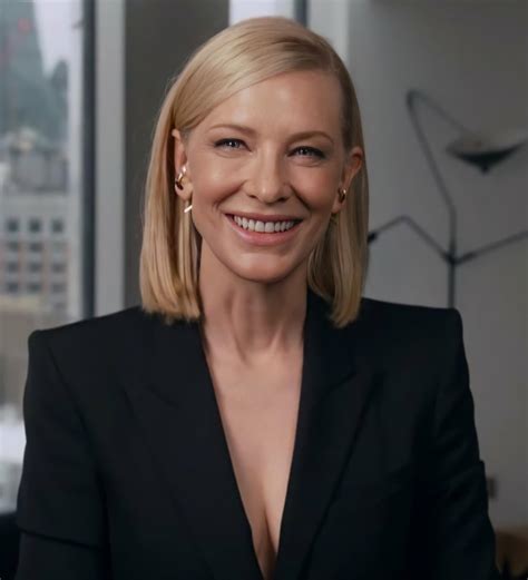 Presenting Best Feature Film at the 2021 Independent Spirit Awards | Scrolller