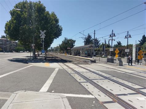 A Light Rail Station In San José California [oc][4000x3000] 3 81mb
