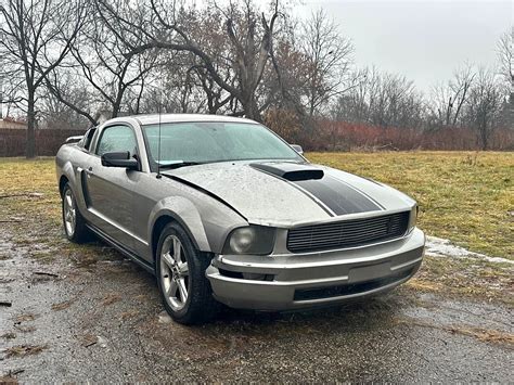 2008 Ford Mustang · V6 Coupe 2d Cars And Trucks Flint Michigan