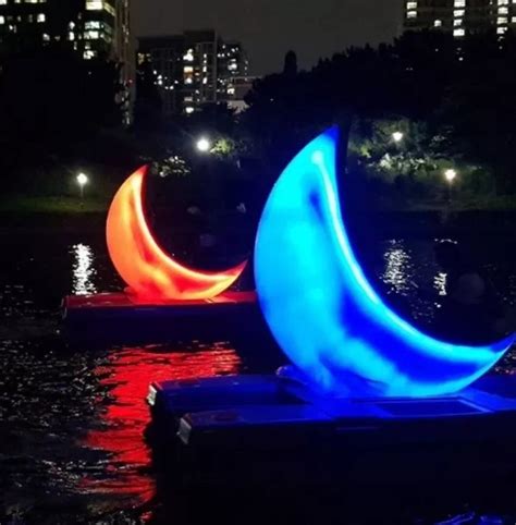 인사이트 트래블 가을밤 달이 참 예쁘네요 💗