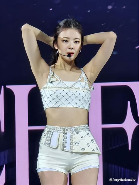 Pin By E7viper On Lia Itzy Pretty Korean Girls Korean Celebrities Kpop Girls