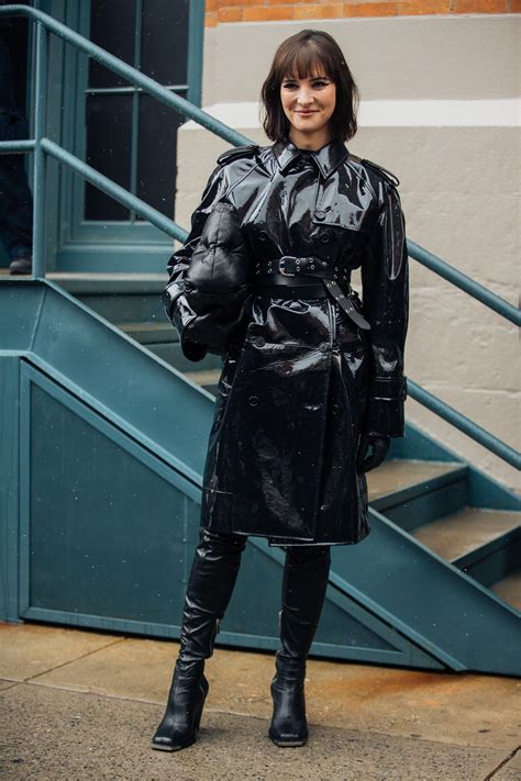 The Best Front Row Looks Of Fall 2022 Rainwear Fashion Vinyl
