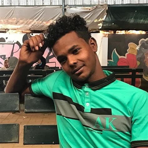 الكاتب ــــــ محمد ابراهيم