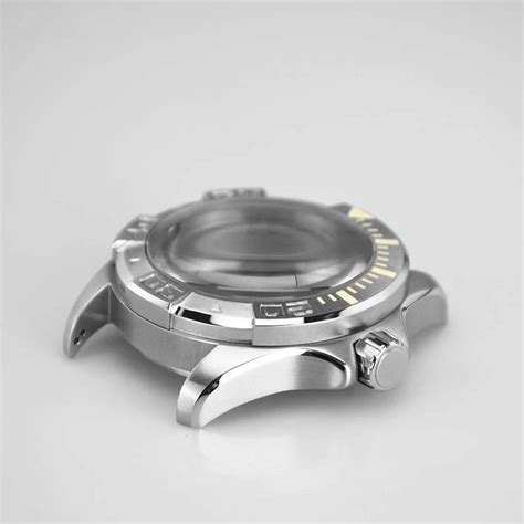 Watch Case With One Side Curved Sapphire Glass Shenzhen Gotop Watches