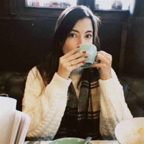 Juliana Mariano Ju Mariano • Threads Say More