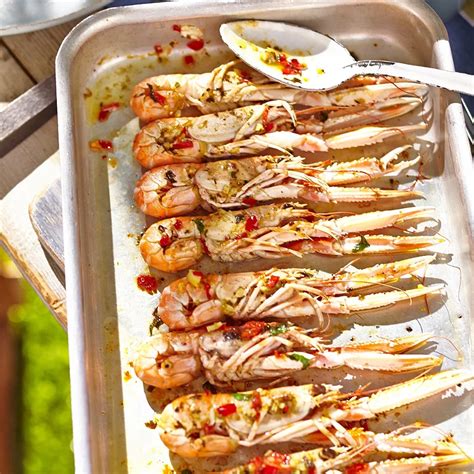 Italian Langoustine Recipes Quick And Easy Langostino Lobster Rolls Poiz