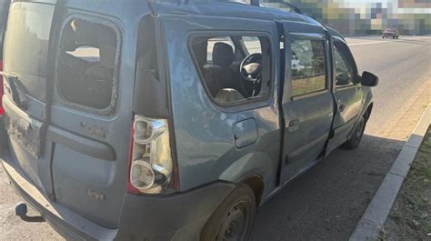 Росіяни атакують основну дорогу з Харківщини на Донеччину вразили цивільне авто Українська