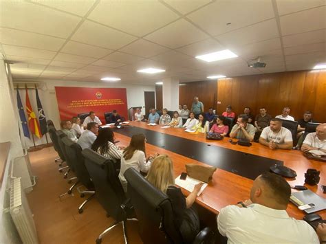 Центар за управување со Центар за управување со кризи