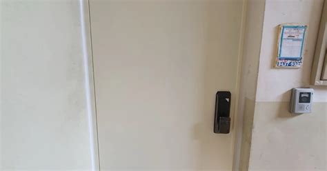 친절하게 상담해주셔서 전화만으로도 충분히 믿고 맡길 수 있었어요 금액도 합리적이고 젊은 분들이 팀을 이뤄 견적 상담 시공을 원할히 할 수 있었어요 현관문 업체 고민하고