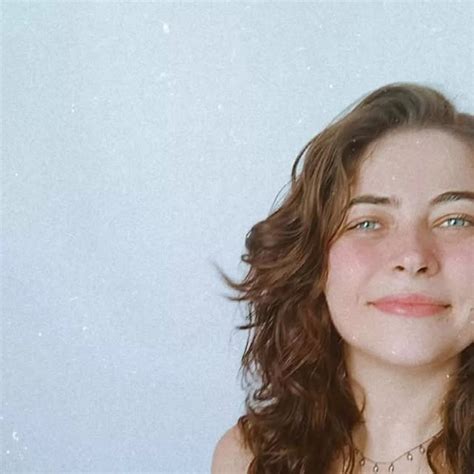 Beatriz Furlan Fonseca (@beehfurlan) • Threads, Say more