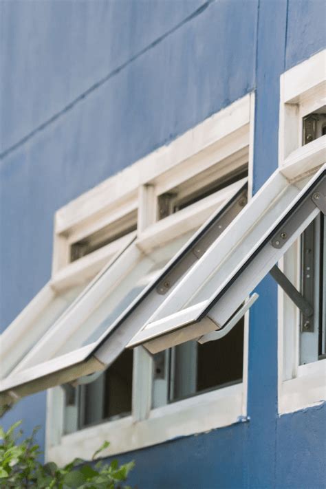 Cleaning UPVC Window Frames Made Easy Because Mom Says