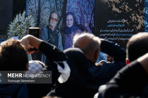 مراسم تشییع و خاکسپاری پیکر داریوش مهرجویی و همسرش عکس و فیلم