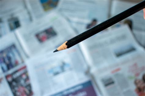 Une Caricature De Charlie Hebdo Sur Le Proc S De Mazan Suscite Une Pol Mique