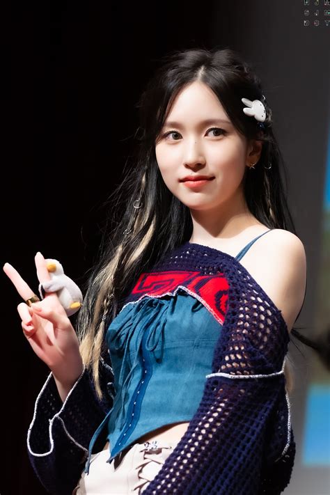 230318 Tree901334591 Twitter Update Pretty Mina Rtwice