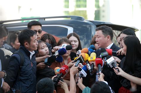 Үерийн эрсдэлтэй бүс дэх барилга байгууламжуудыг албадан буулгаж эхэллээ