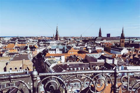 伟大的丹麦哥本哈根和大海高清图片下载 正版图片506495282 摄图网