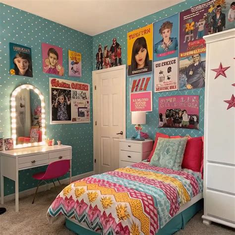 15 Cool 2000s Bedroom Aesthetic Ideas For Y2k Fans