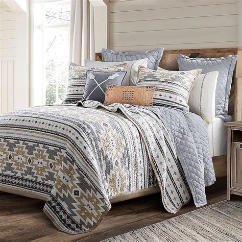Desert Sage Modern Southwestern Quilt Set Soft Aztec Design In Grays