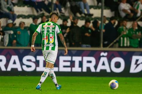 Quem é Lucas Freitas Conheça Reforço Encaminhado Com Vasco