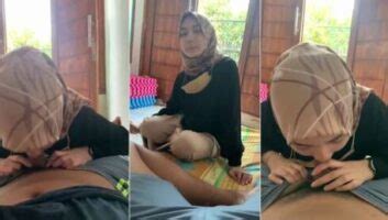 Sepongan Gadis Manis Hijab Imut Nyepong Pacar Viral Bokepind