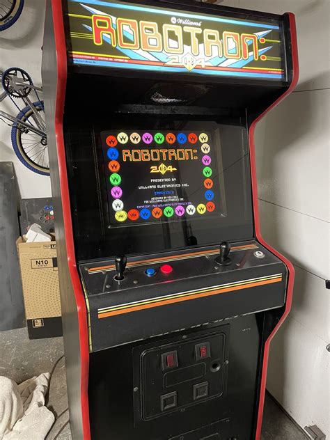 Robotron 2084 Arcade For Sale In Marysville Wa Offerup