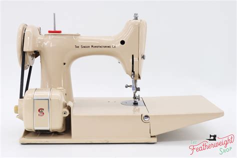 Singer Featherweight 221 Sewing Machine Tan Je1579 The Singer