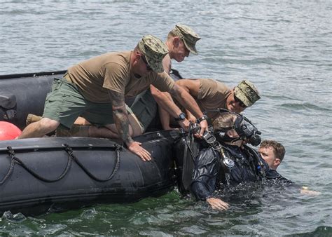 Diver Drill U S Department Of War