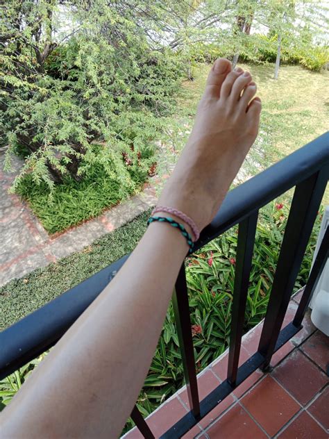 Do You Mind Rubbing Them For Me Rpublicfeetpics