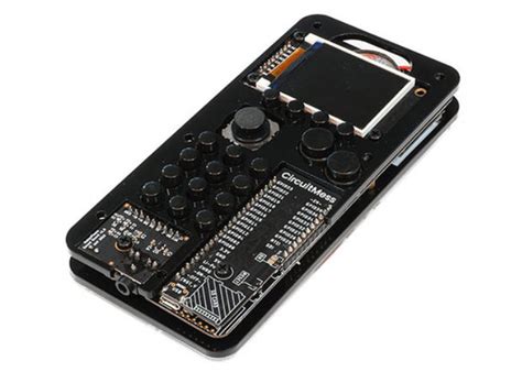 circuitmess ringo mobile phone kit geeky gadgets