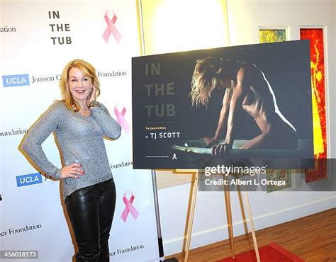 Renee O Connor Photos And Premium High Res Pictures Getty Images