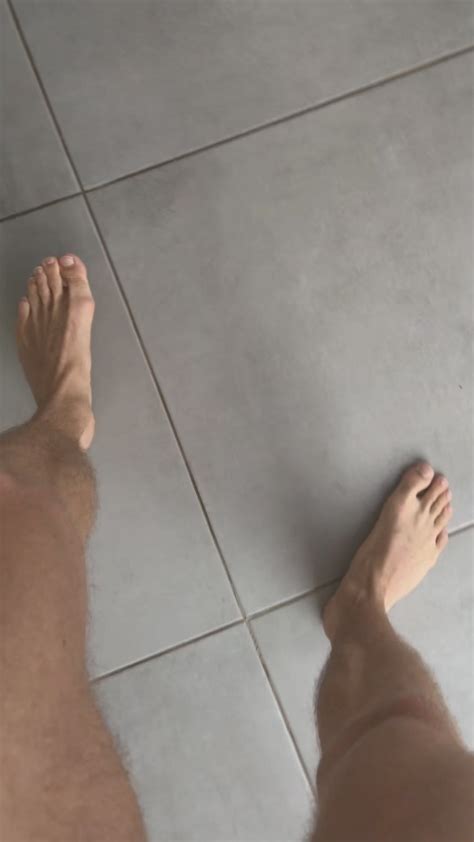 Benjamin Hiltons Feet