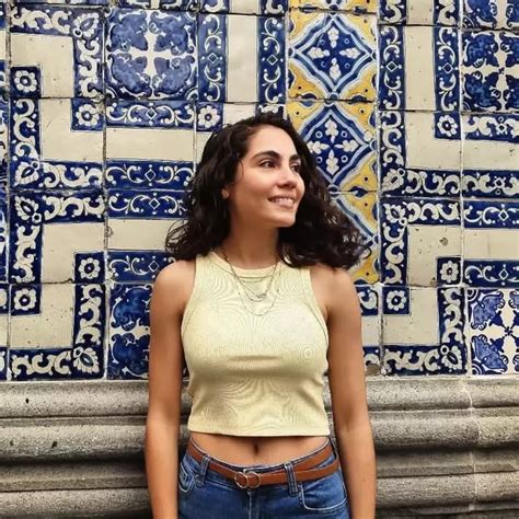 Sofi Far As Sofifariasb Threads Say More