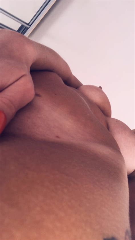 Bottom Up Porn Pic Eporner