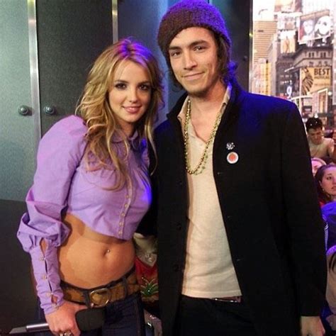 Britneywcelebs On Instagram Britneyspears With The Lead Singer Of