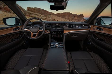 See Interior Photos Of The 2023 Jeep Grand Cherokee