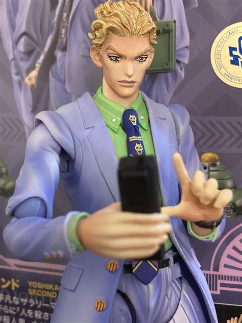 scrolling for hours ⏰ r superactionstatue