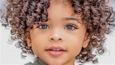 قصات شعر كيرلي للأولاد ليتل بوي وضفائر ومدرج أبرزها بالصور