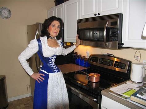 I Have Seen The Whole Of The Internet Tiny Waist Woman