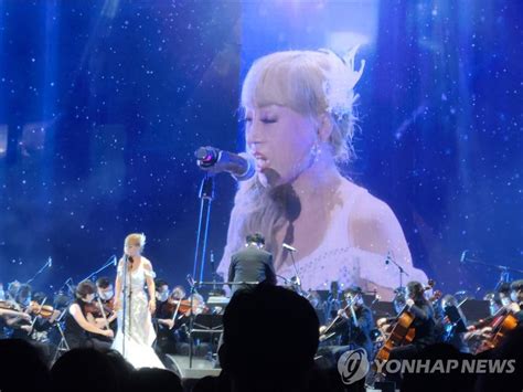 조수미 3년 만의 홍콩 공연…코로나로 지친 관객에 따뜻한 위로 스타투데이