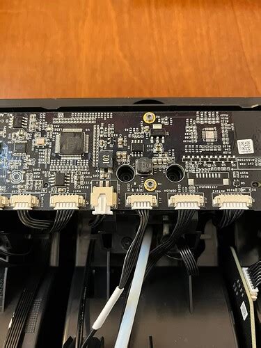 All Four AMS LEDs Flashing Red Communication Error With AMS Bambu Lab AMS Lite Bambu Lab