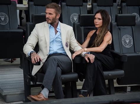 Дейвид Бекъм шофирал с часове за да види Виктория в началото на връзката им Хай Клуб