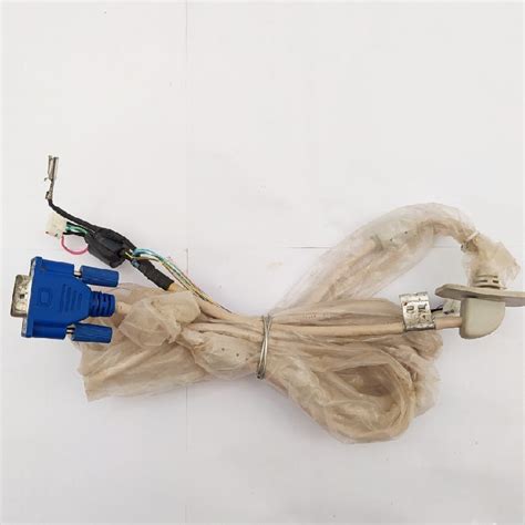 کابل تصویر مانیتور Crt؛ سه پین مکانیکی جنس مس پلیمر طول 3 5 متر