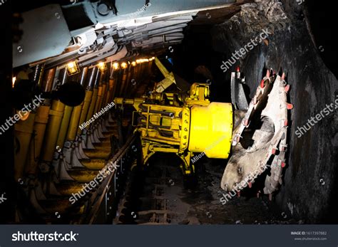 976 Imágenes Fotos De Stock Objetos En 3d Y Vectores Sobre Long Wall Mining Shutterstock