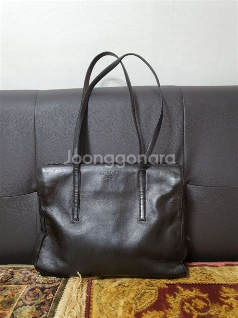 프라다 정품 다크 브라운 숄더백 숄더백 중고나라