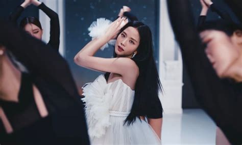 Blackpink Jisoo Flaunts Elegance And Mysterious Allure In The New “flower” Dance Performance