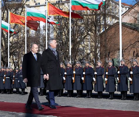 Държавният глава Румен Радев Продължаването на напредъка на Черна гора в процеса на европейска