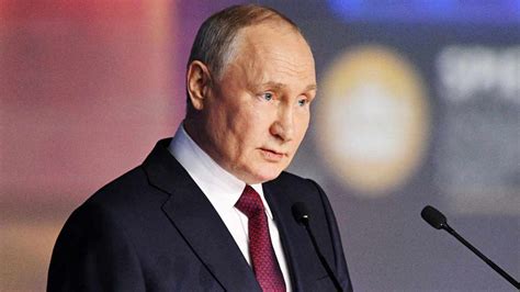 Putin Says US Dollar Dominance Diminishing As Use Of Toxic Currencies