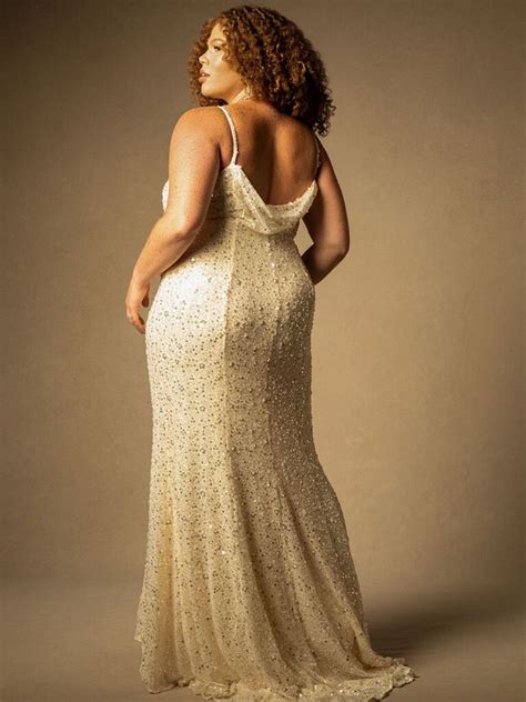 20 Best Plus Size Beach Wedding Dresses Boho Casual Sexy