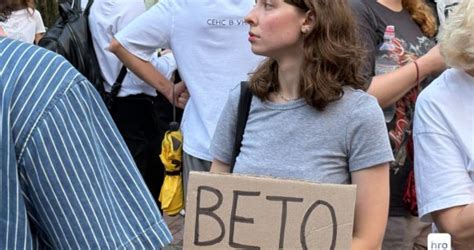 Гроші не люблять тишу українці в різних містах виходять на мітинги проти скандального