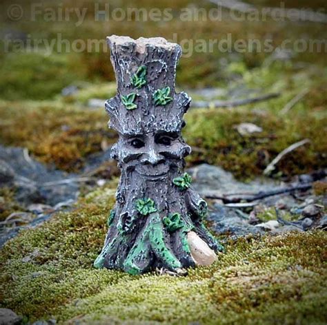 Miniature Tree Ent Creature Figurine Talking Tree Character Middle Earth Ent Fairy Garden